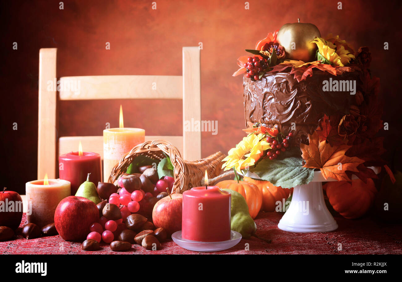 Image of the cornucopia hi-res stock photography and images - Alamy