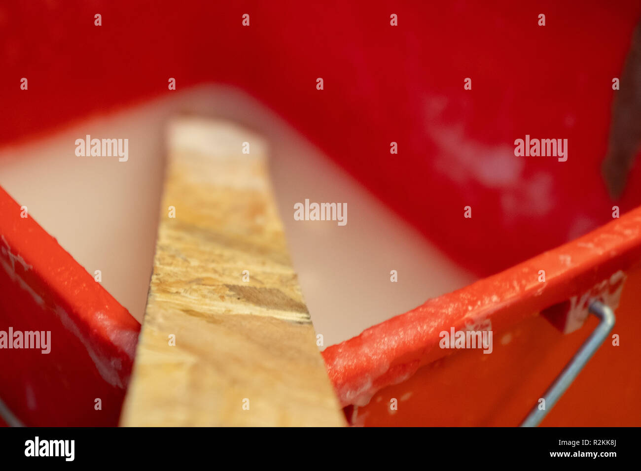 Glue and paint hi-res stock photography and images - Alamy