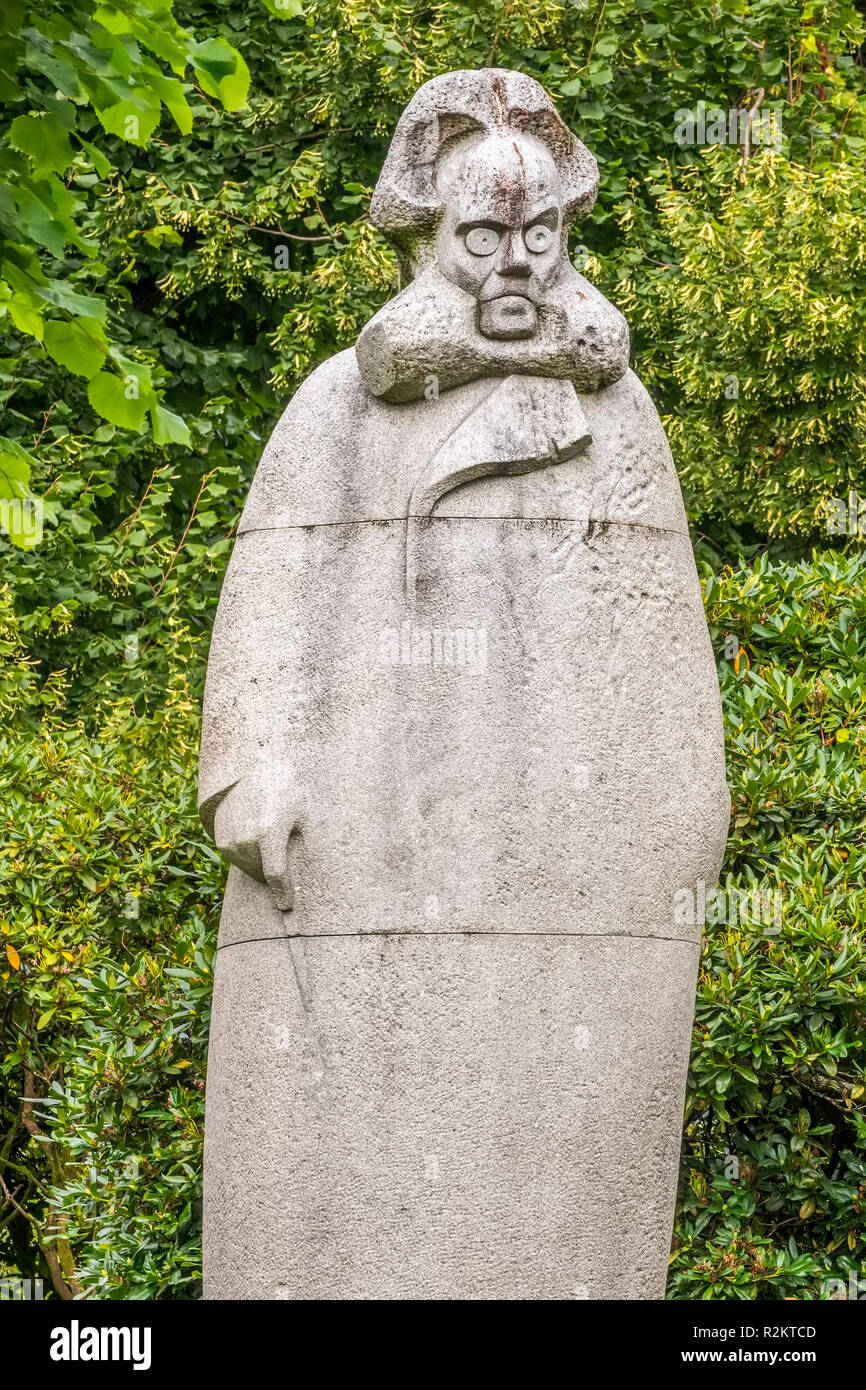 Statue Of Playwright Henrik Ibsen, Bergen, Norway Stock Photo - Alamy