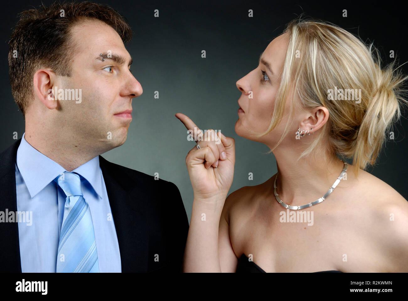 Couple argument at party hi-res stock photography and images - Alamy