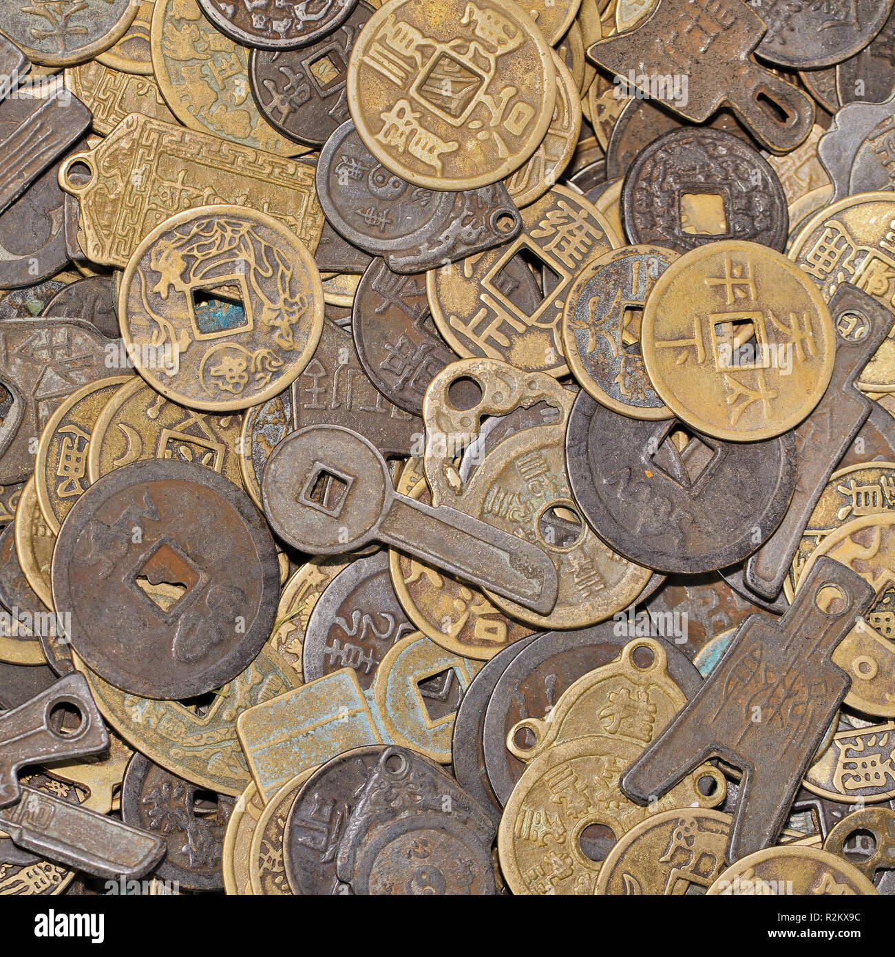 Antique Chinese coins on a flea market, Beijing, China Stock Photo - Alamy