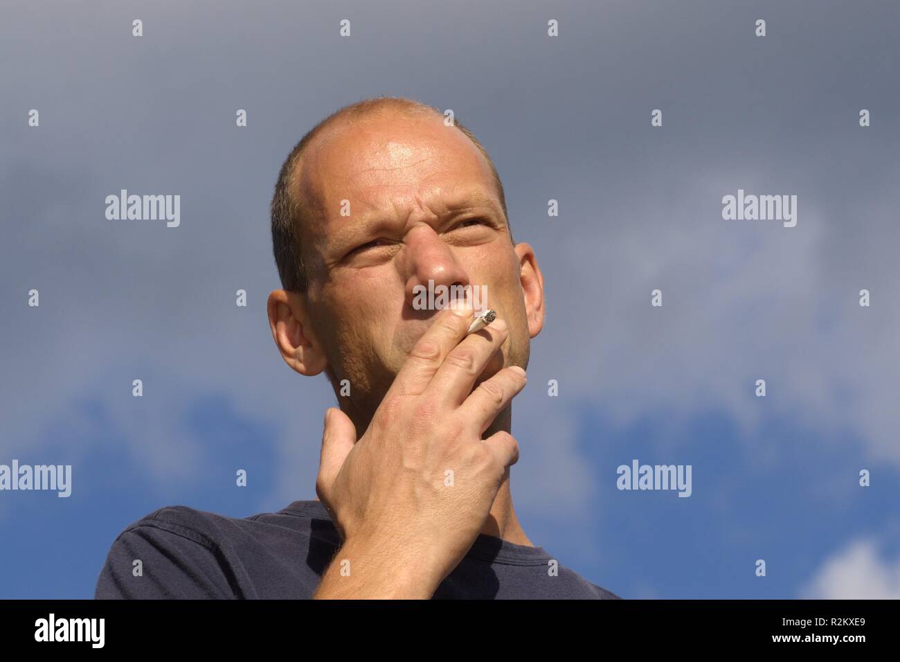 Raucherlunge hi-res stock photography and images - Alamy