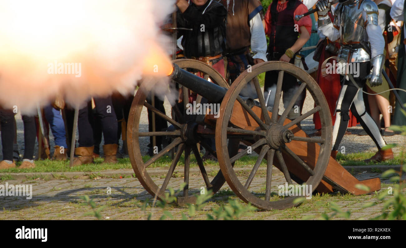 Smoking Cannon High Resolution Stock Photography and Images - Alamy