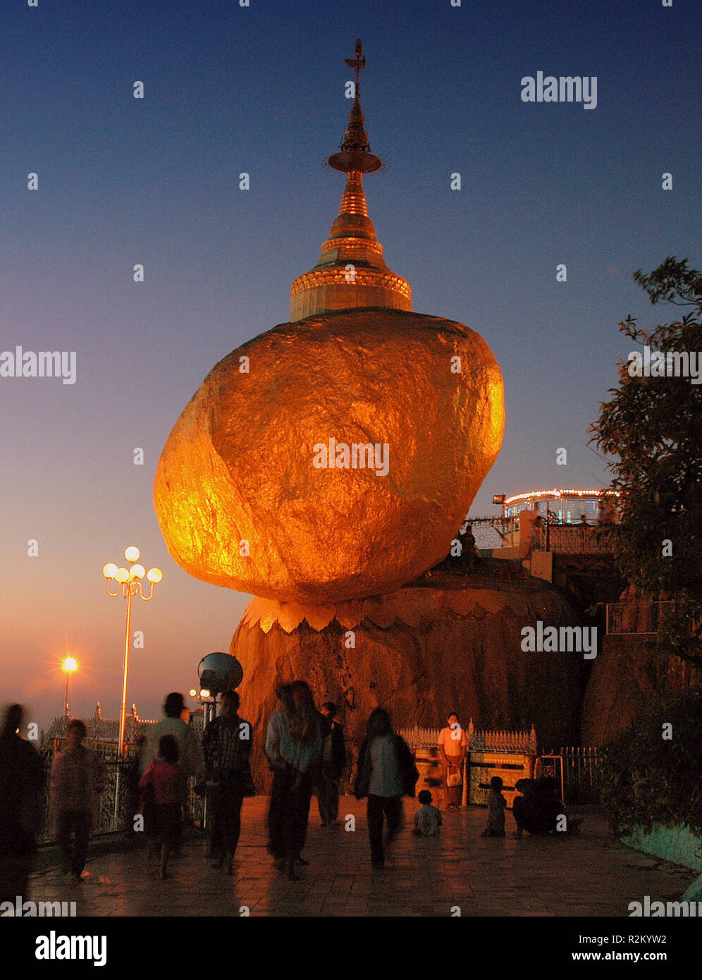 Goldenen hi-res stock photography and images - Alamy