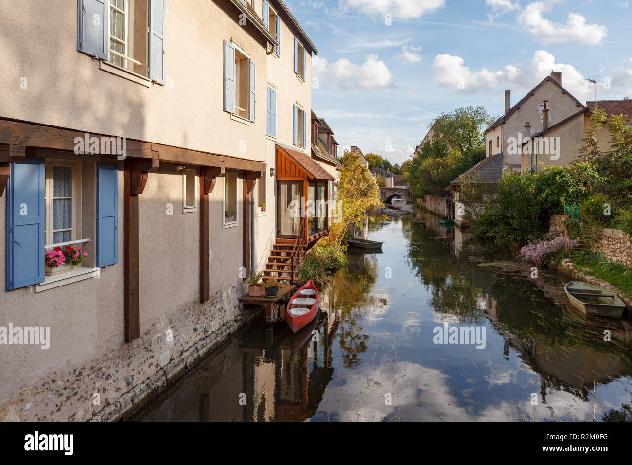 View of Chartres city and Eure river. Chartres, France Stock Photo - Alamy