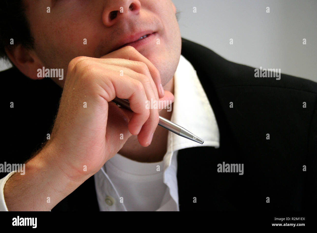 how to tell Stock Photo - Alamy