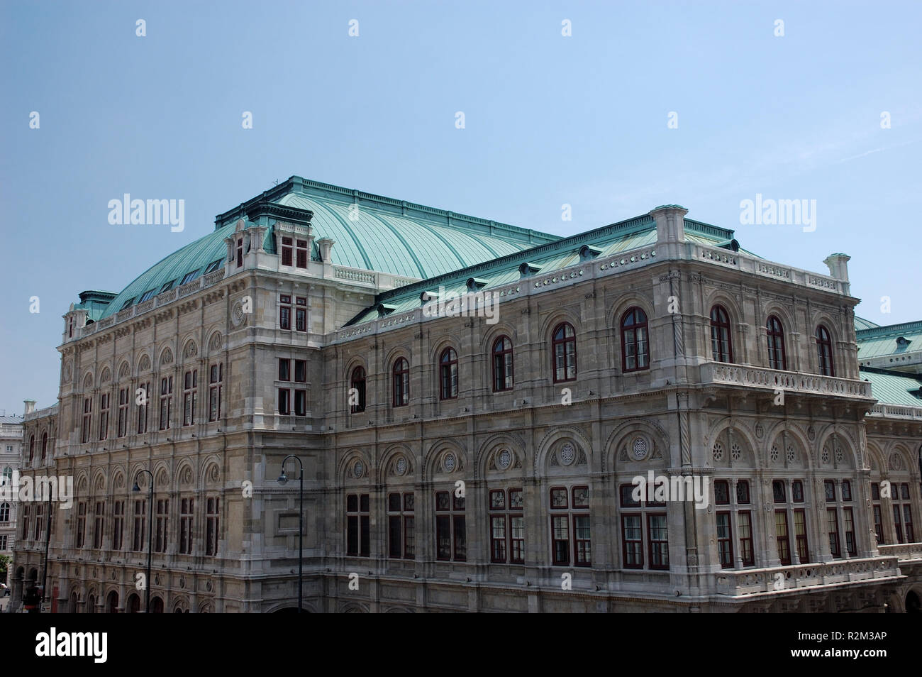 vienna state opera Stock Photo - Alamy