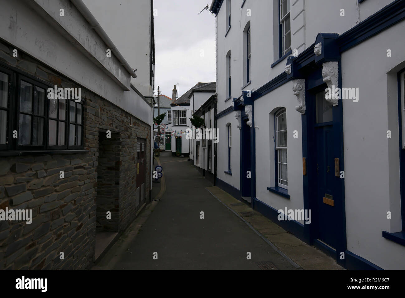 Narrow Street in Appledore, Devon Stock Photo - Alamy