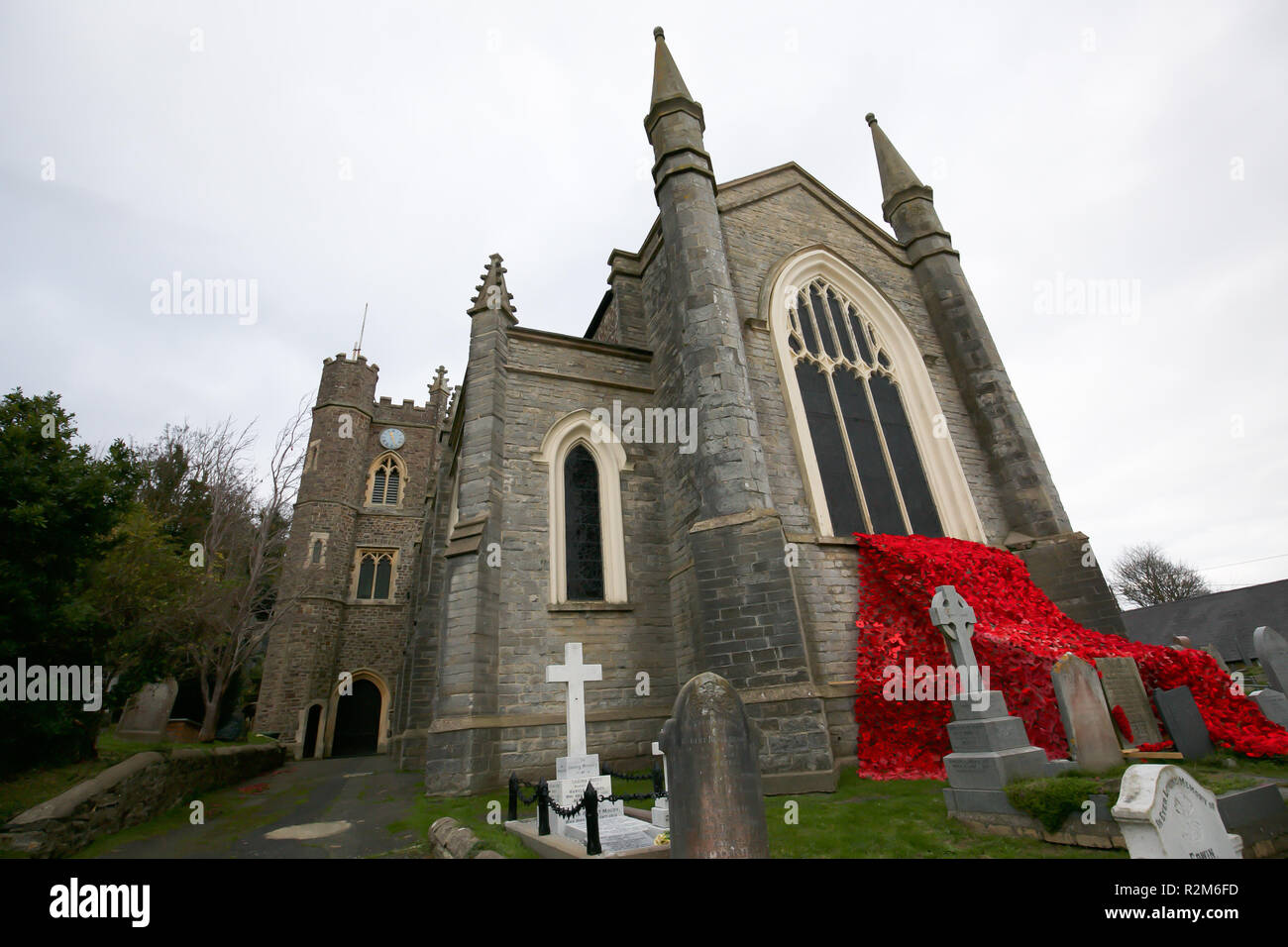 Poppy display at St Mary's Parish Church in Appledore, Devon Stock ...