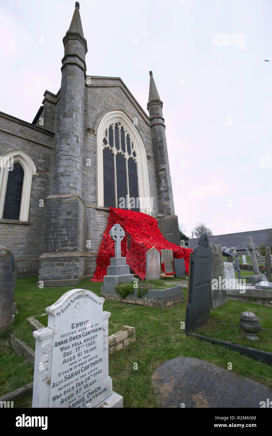 Poppy display at St Mary's Parish Church in Appledore, Devon Stock ...