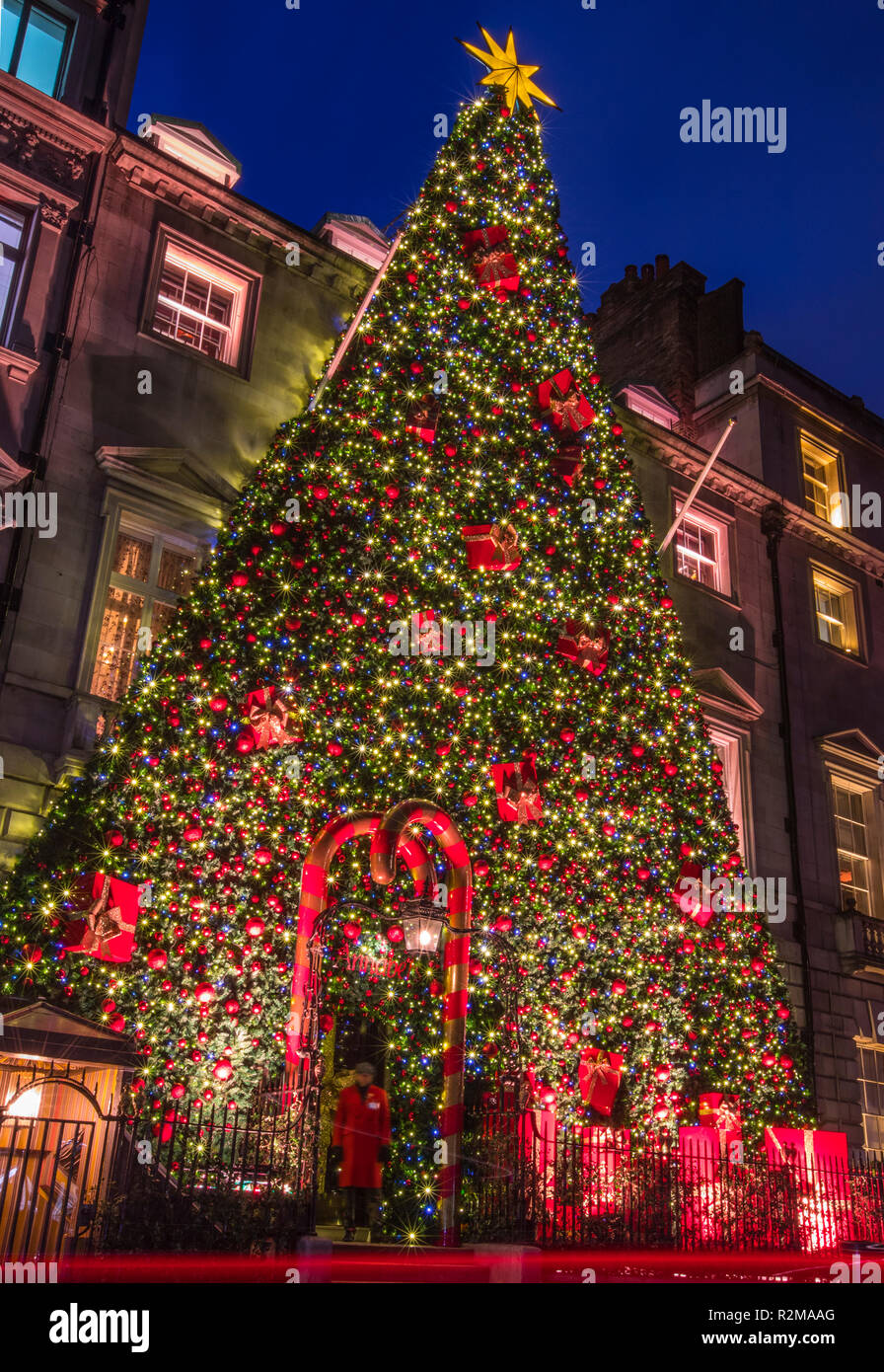 Berkeley square london architecture hi-res stock photography and images ...