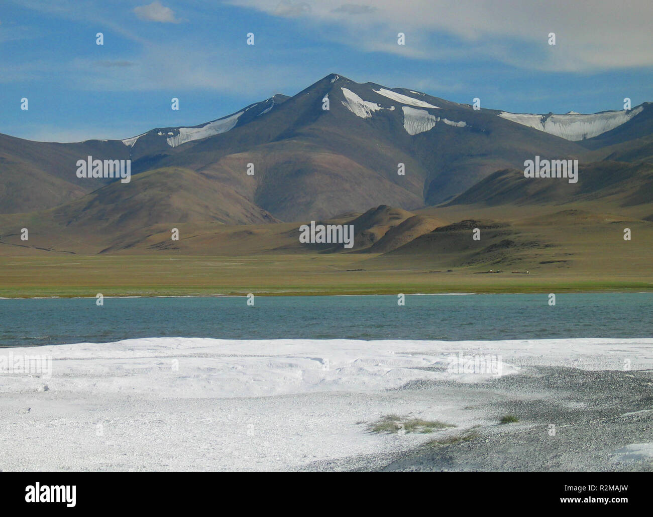 salt lake tso kar in ladakh Stock Photo - Alamy
