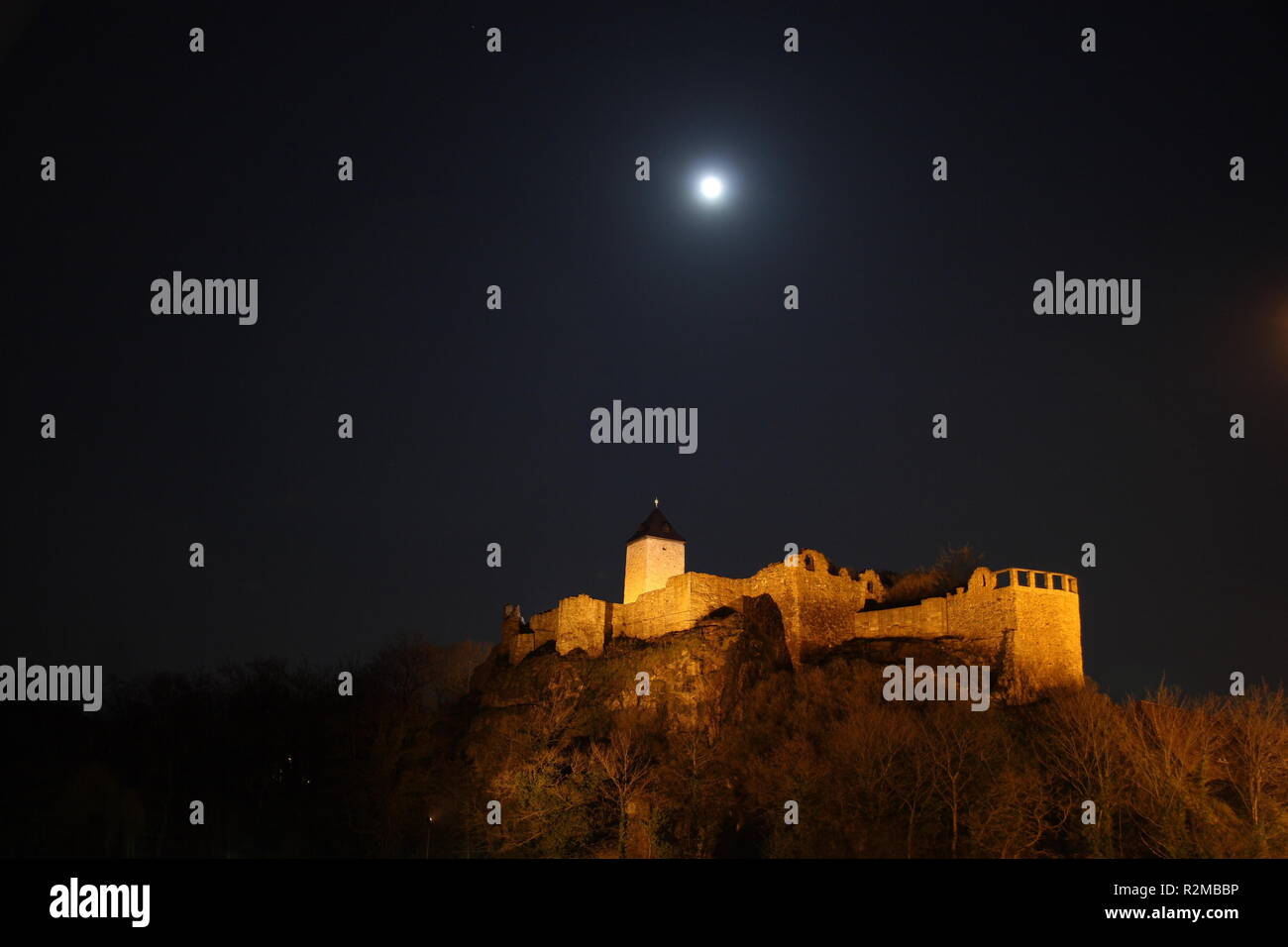 Castle Full Moon High Resolution Stock Photography and Images - Alamy