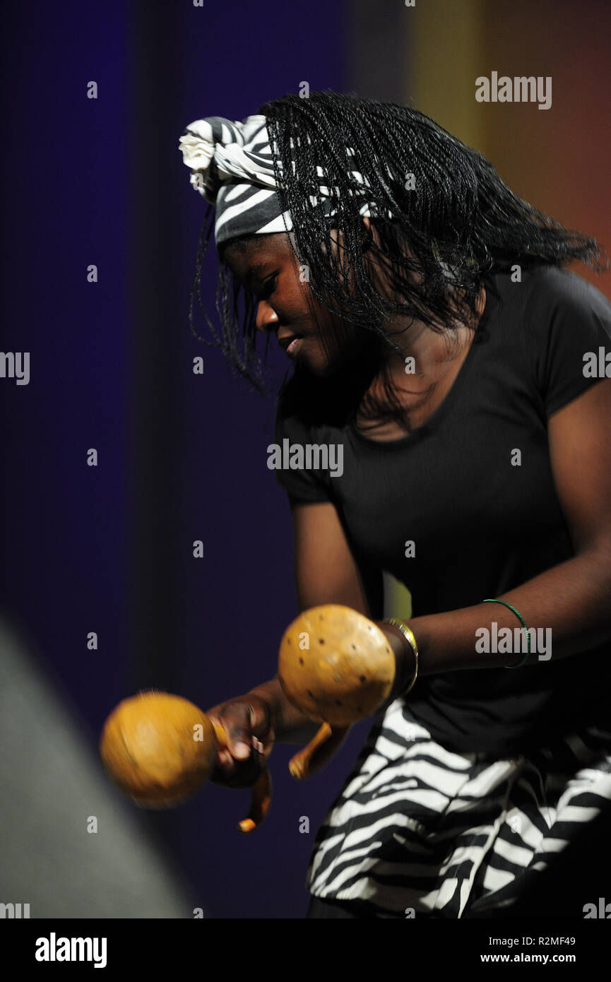 Shona ambuya nyati photo kazimierz jurewicz hi-res stock photography ...