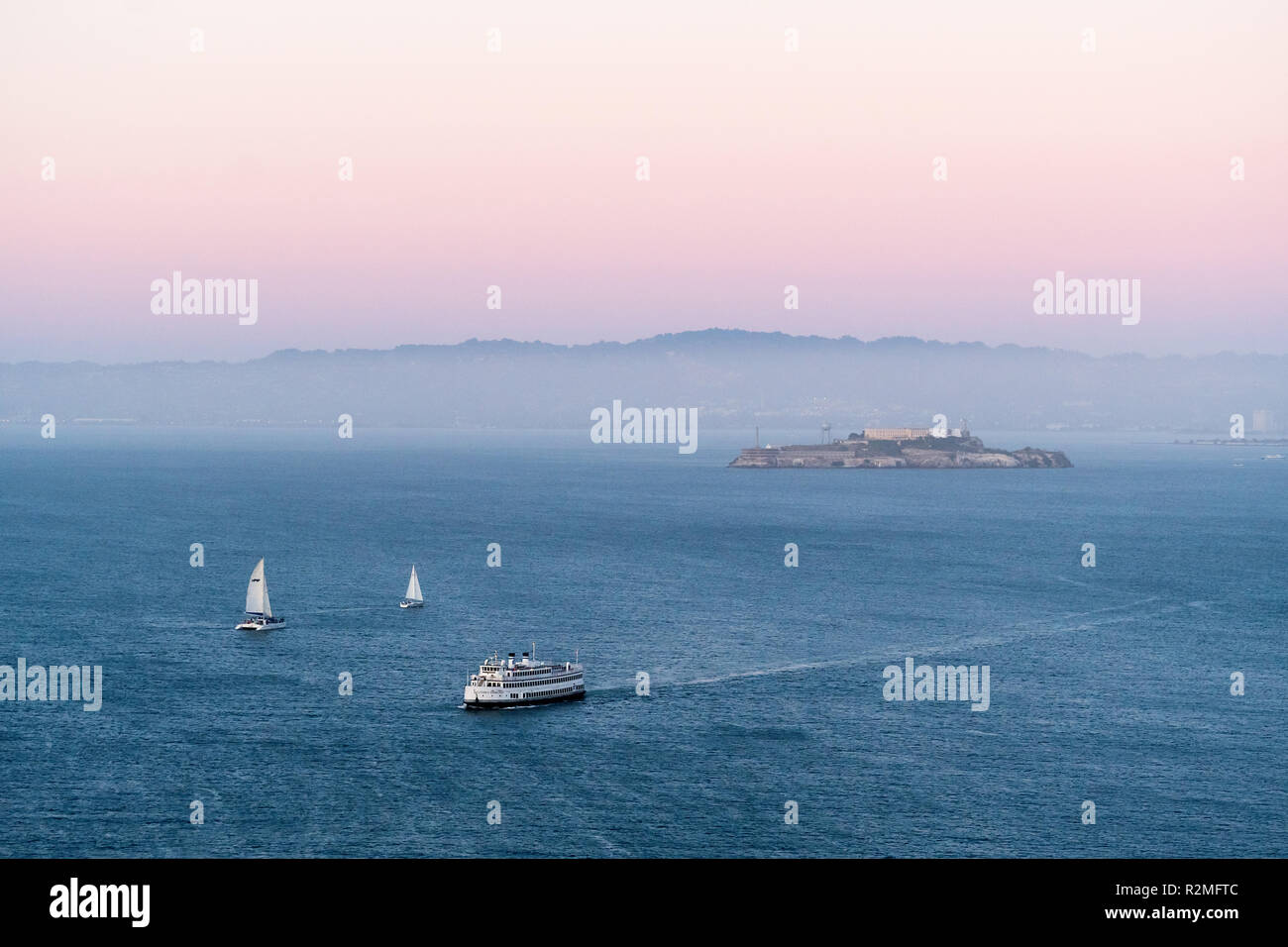 Alcatraz view evening hi-res stock photography and images - Alamy