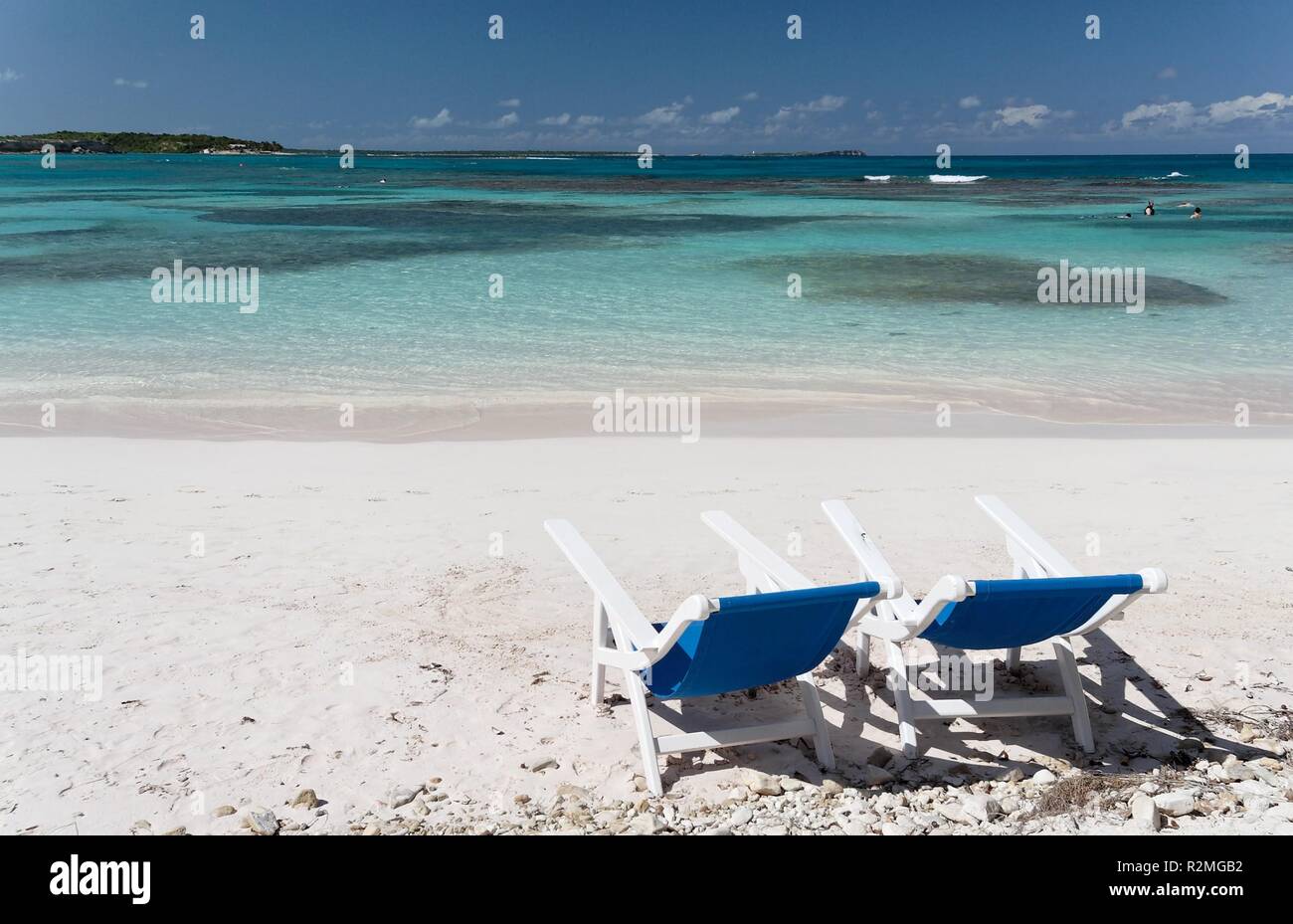 relaxing in paradise Stock Photo - Alamy