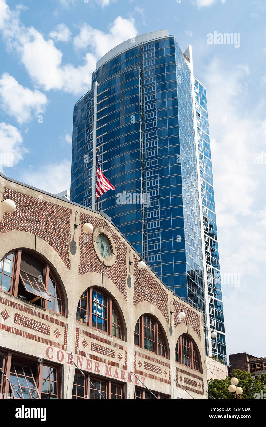 Seattle, Contrast, Corner Market Stock Photo - Alamy