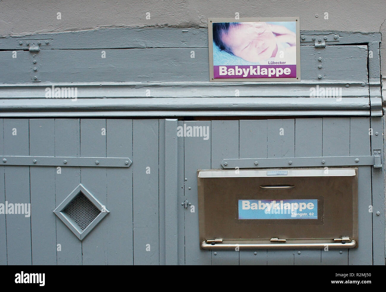 Babyklappe hi-res stock photography and images - Alamy