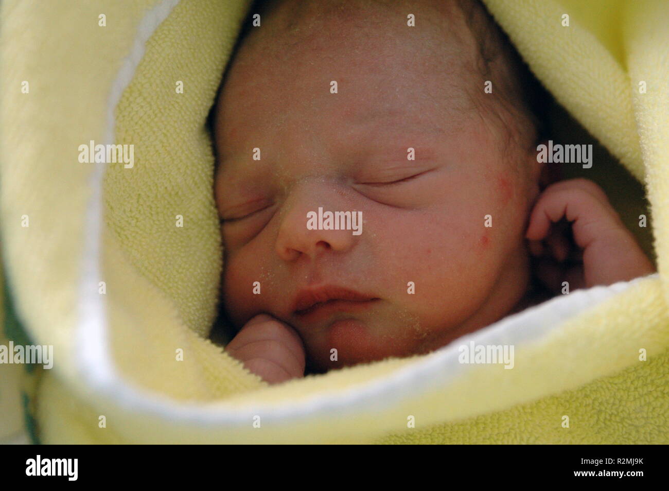 Birth eyes open hi-res stock photography and images - Alamy