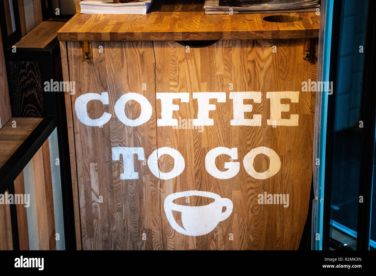 Organic coffee signage at a cafe. Coffee to go interior concept Stock ...