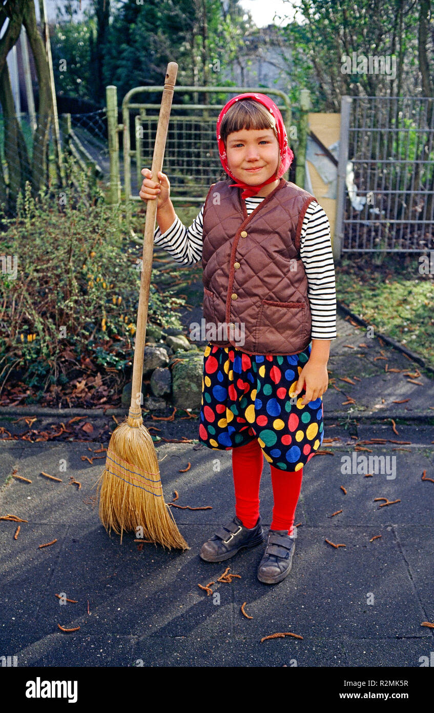 Child model children growing up portrait hi-res stock photography and ...