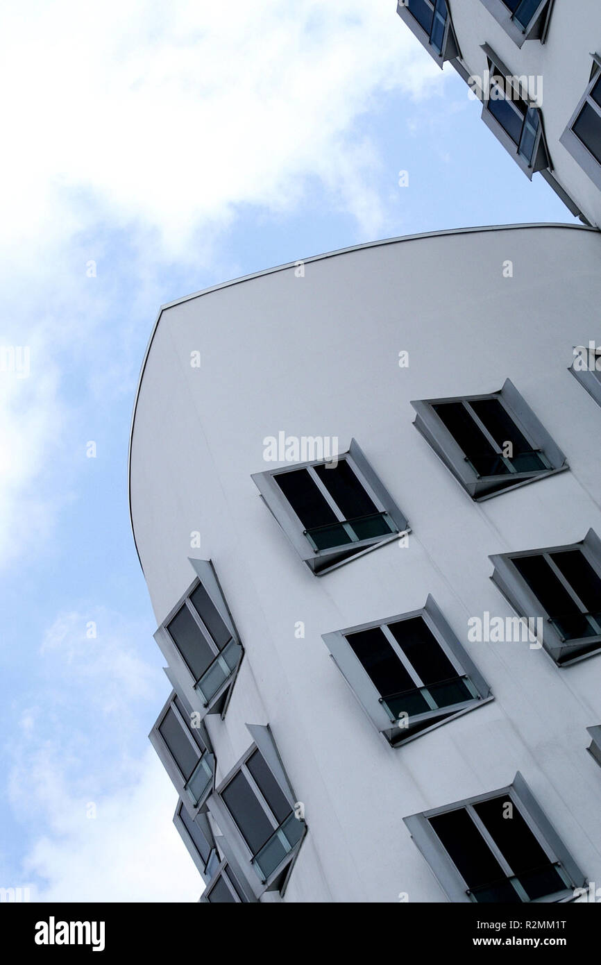 Asynchronous communication hi-res stock photography and images - Alamy