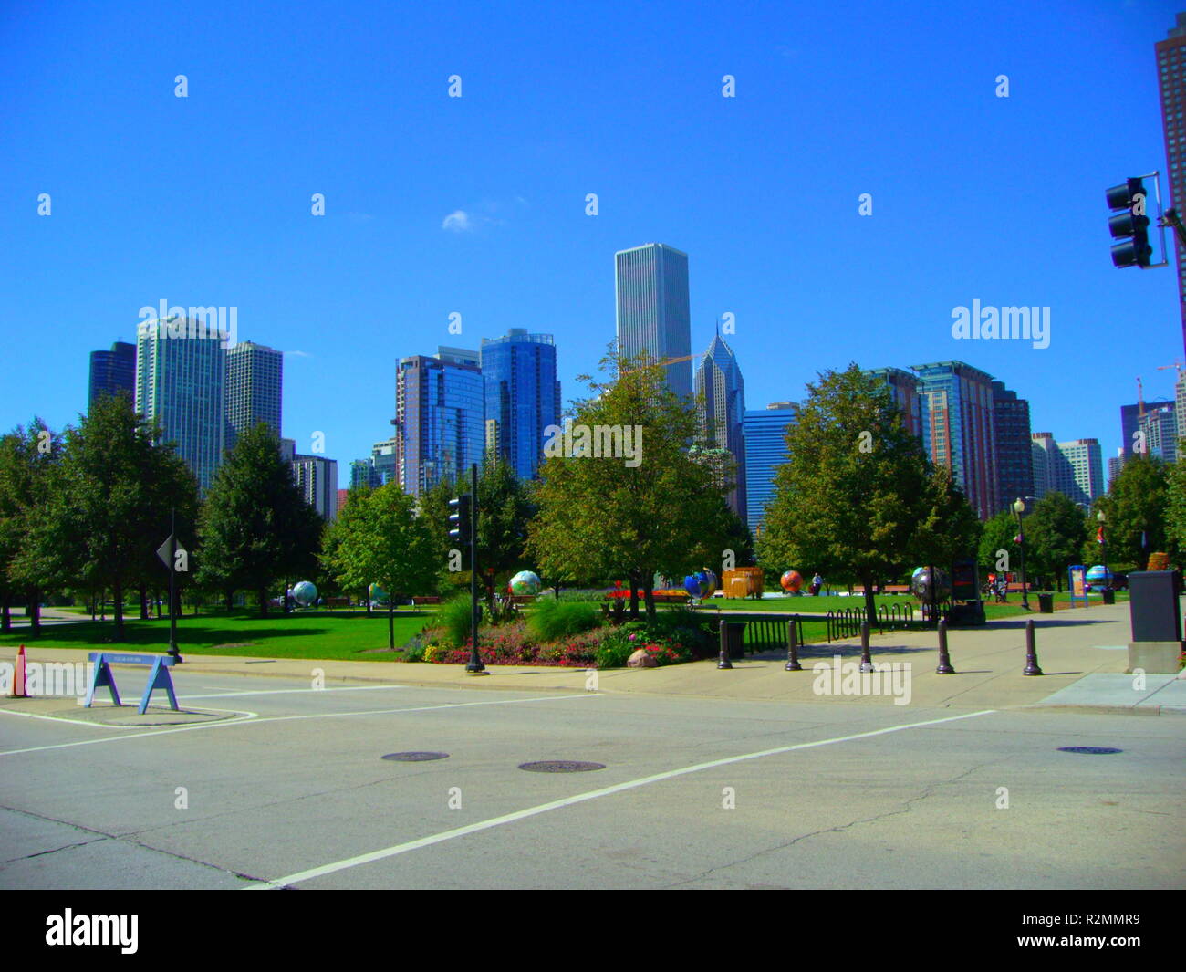 Chicago Skyline Silhouette High Resolution Stock Photography and Images ...