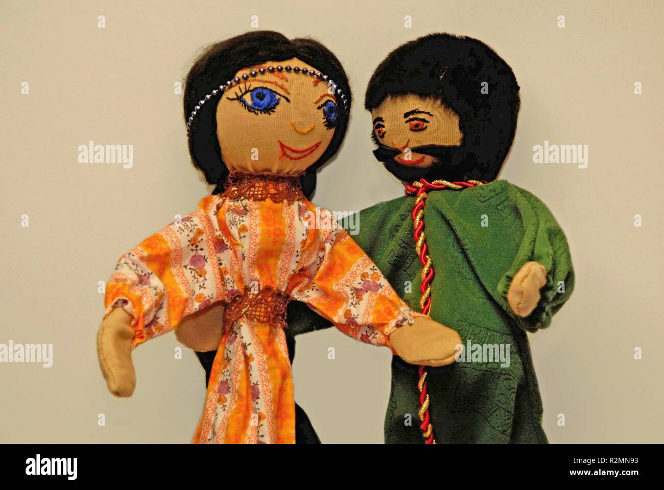 Puppet pair hi-res stock photography and images - Alamy