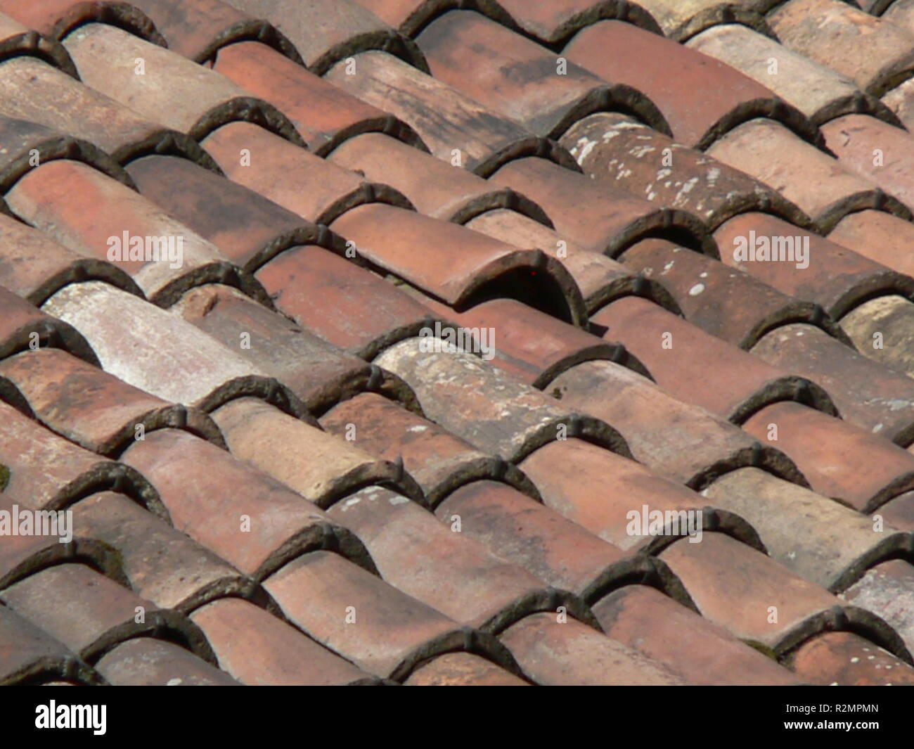 old italian roof tiles Stock Photo - Alamy