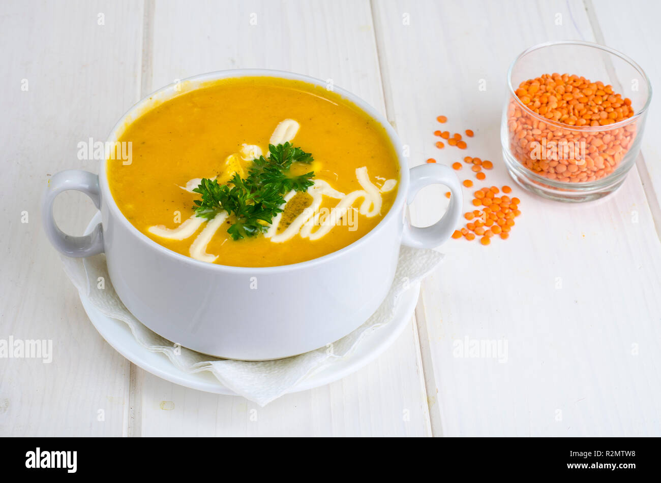 Orange lentils puree hi-res stock photography and images - Alamy