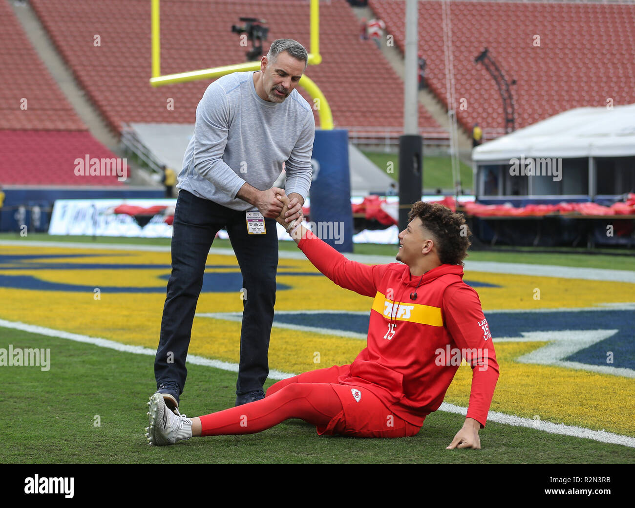 Los Angeles, CA, USA. 19th Nov, 2018. Kansas City Chiefs quarterback ...