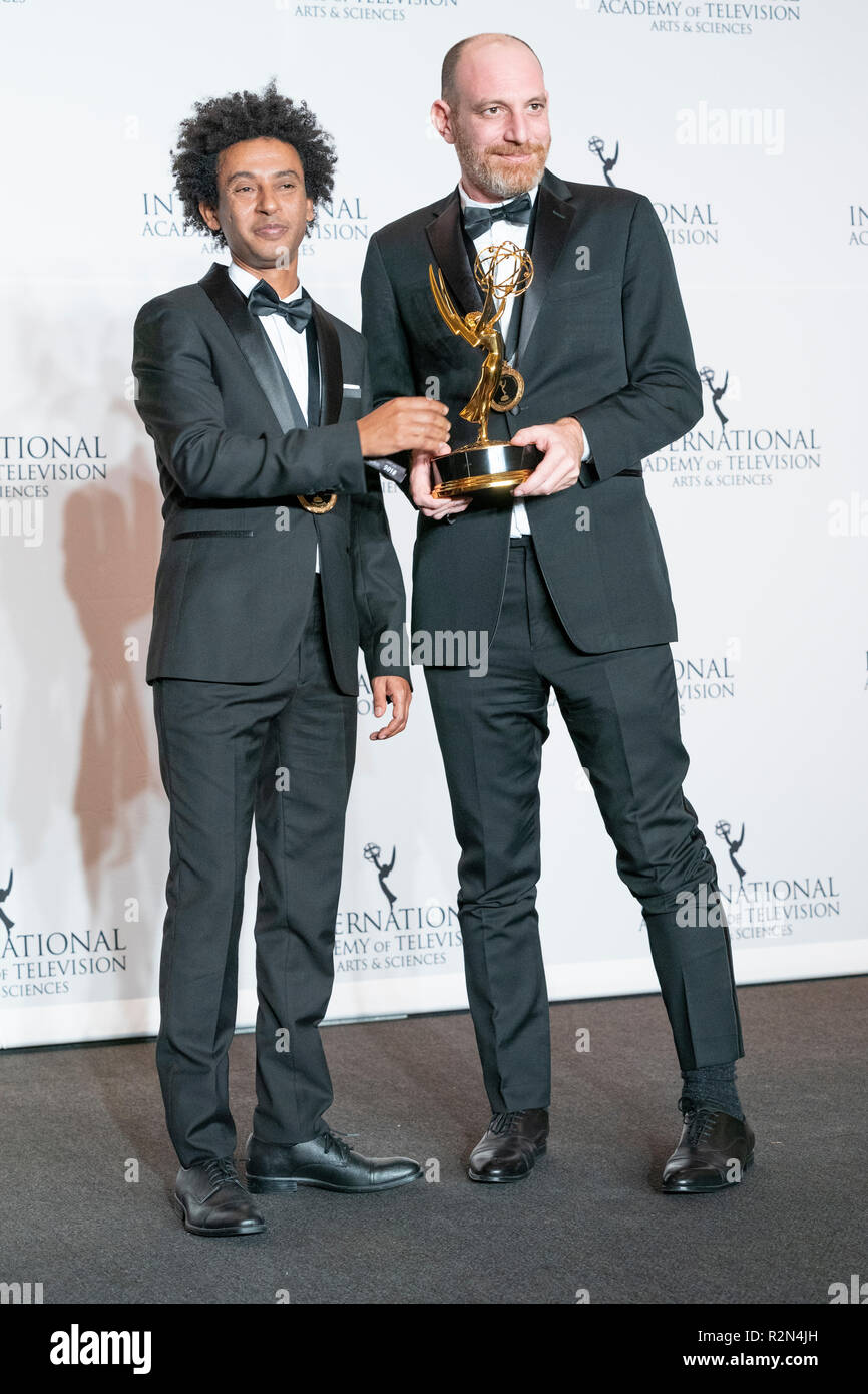 Comedy pose hi-res stock photography and images - Alamy