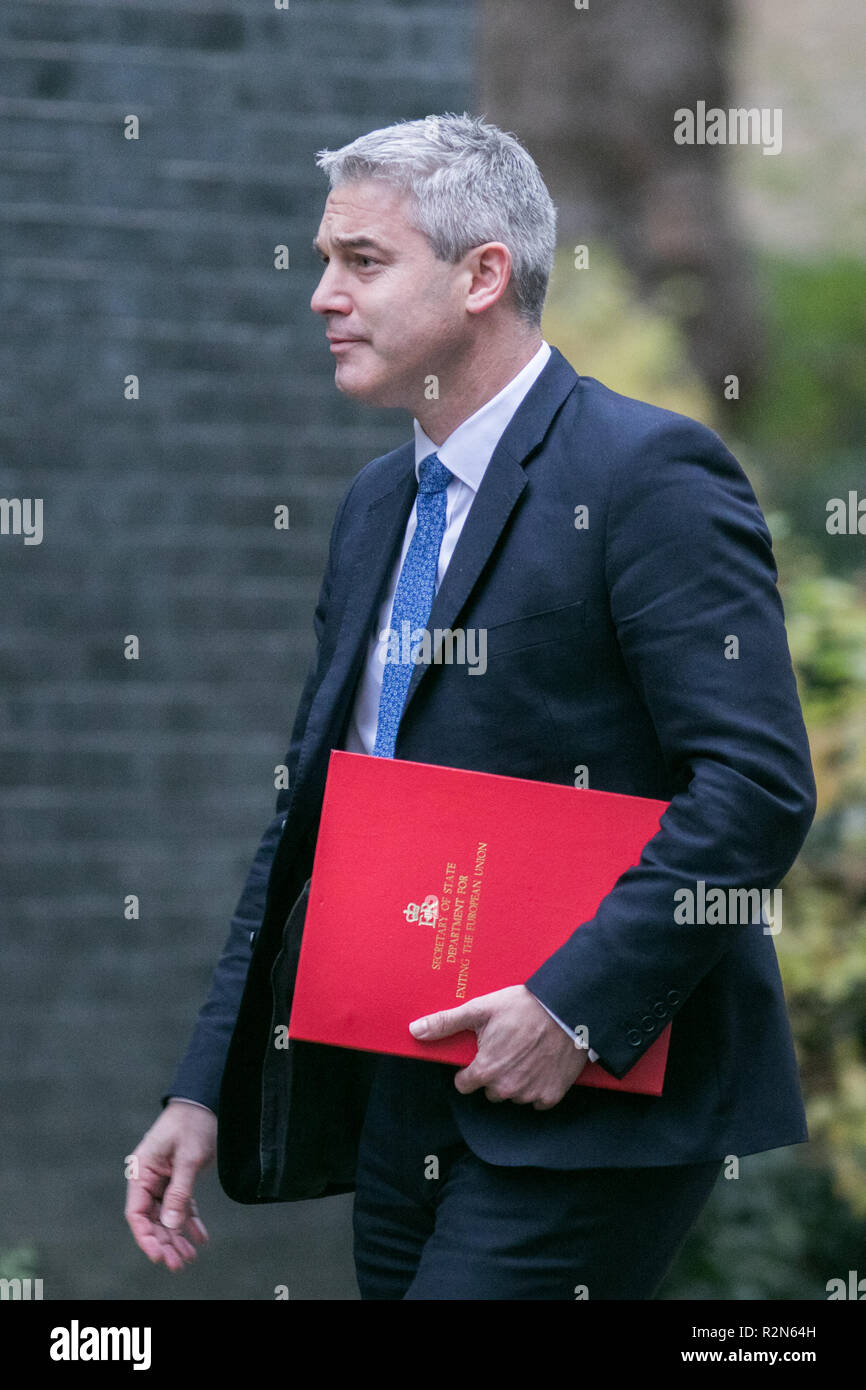 Stephen barclay exiting europe hi-res stock photography and images - Alamy