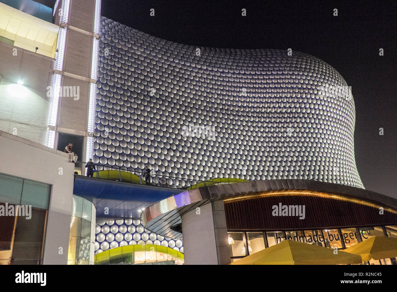 Building cladding discs hi-res stock photography and images - Alamy
