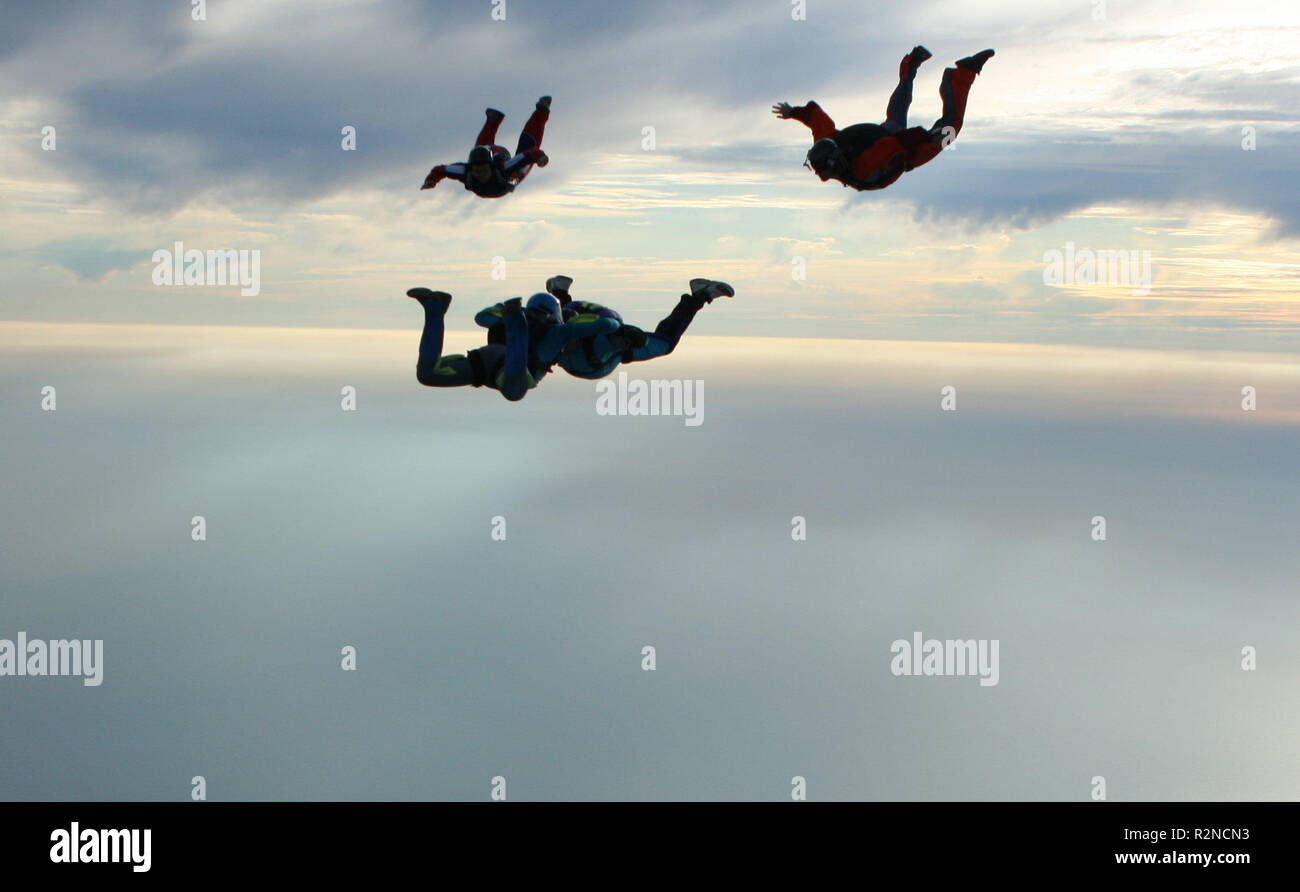 Fallschirmsport hi-res stock photography and images - Alamy