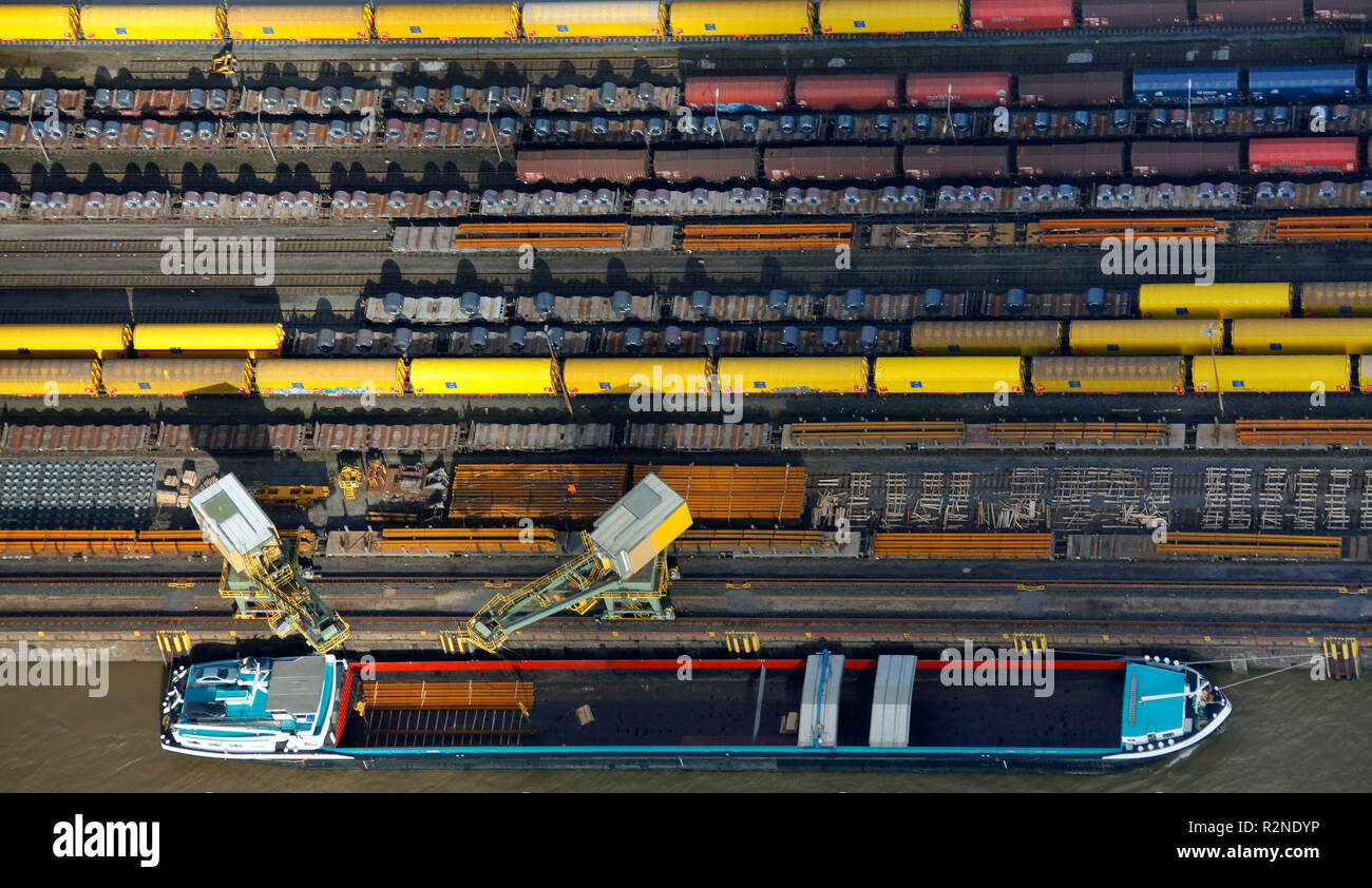 Bulk carriers hi-res stock photography and images - Alamy