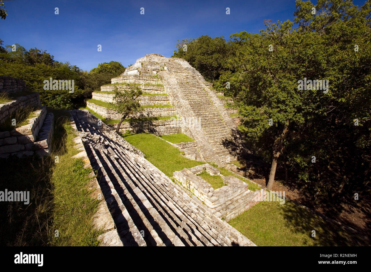 Ceremonial grounds at the Mayan ruins of Tenam Puente, Chiapas, Mexico ...