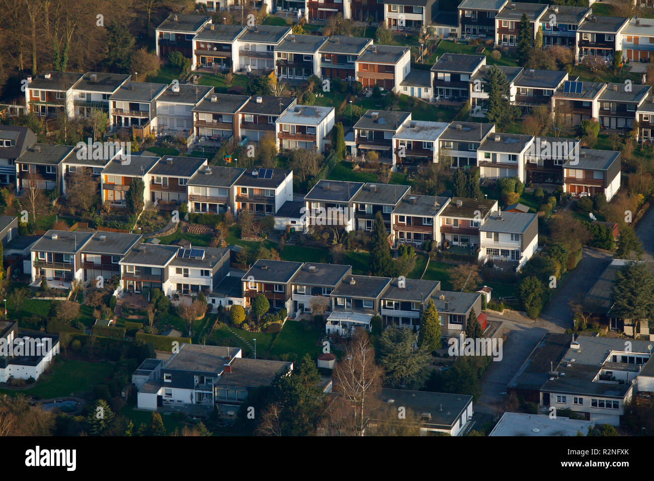 Terrace houses hi-res stock photography and images - Alamy