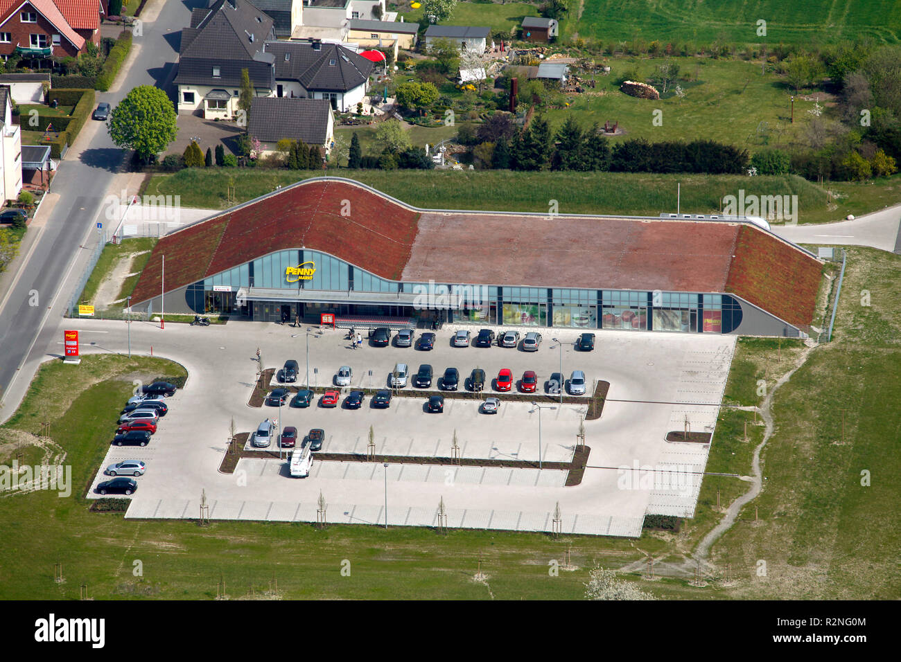 Europe supermarket hi-res stock photography and images - Alamy