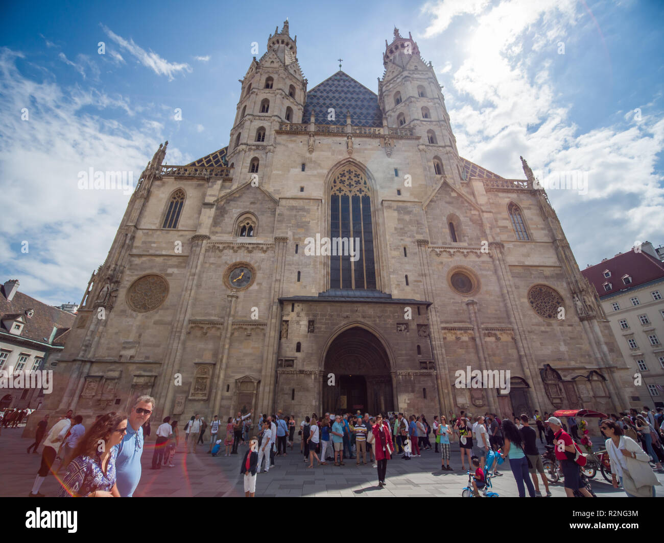 Vienna st stephen s cathedral hi-res stock photography and images - Alamy