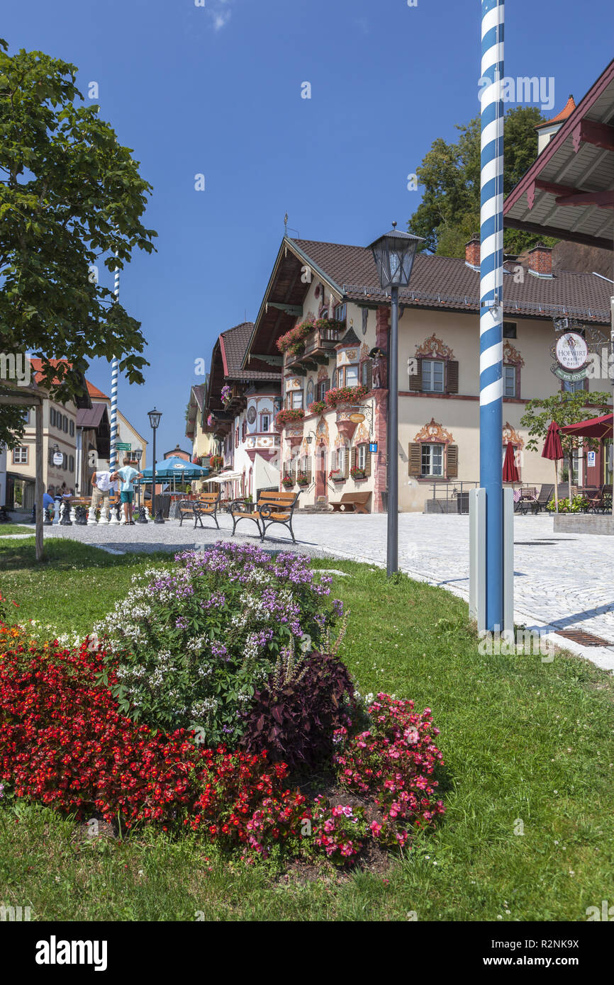 Market Square in Neubeuern, Chiemgau, Upper Bavaria, Bavaria, Southern ...