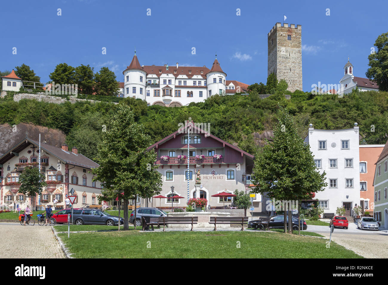 Market Square with Neubeuern Castle, Chiemgau, Upper Bavaria, Bavaria ...