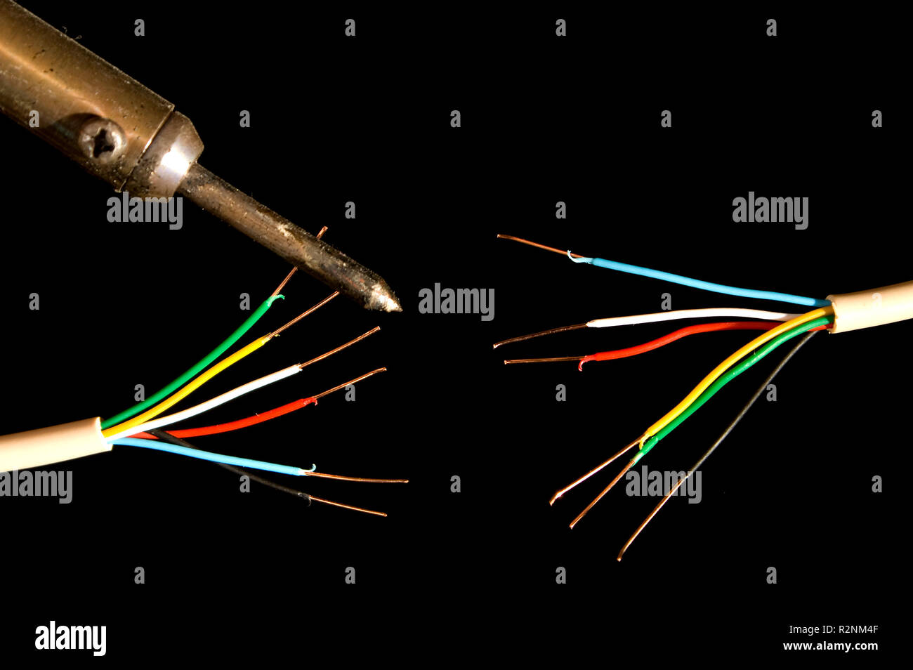 Frayed Wire Stock Photos & Frayed Wire Stock Images - Alamy