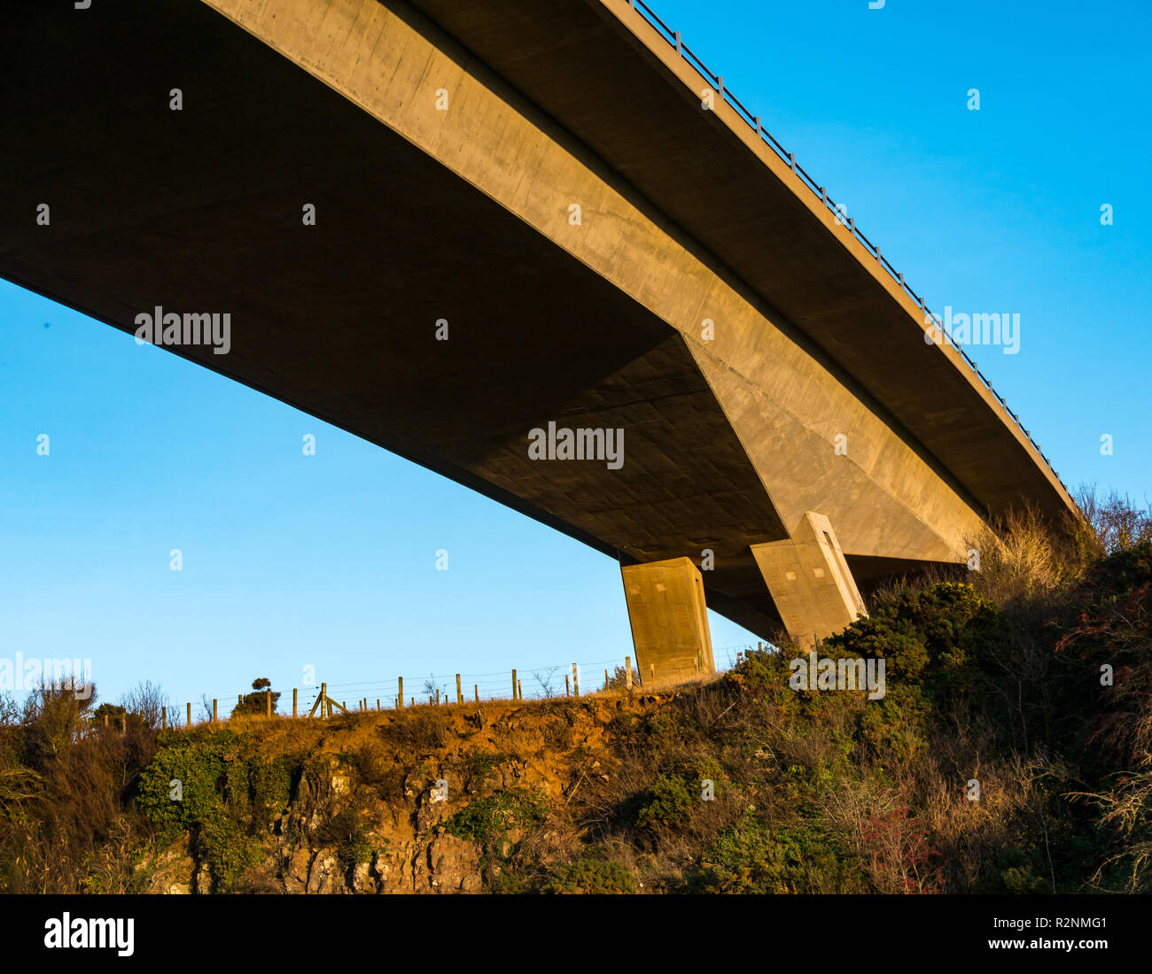 River Tyne concrete flyover bridge by Balfour Beatty Civil Engineering ...