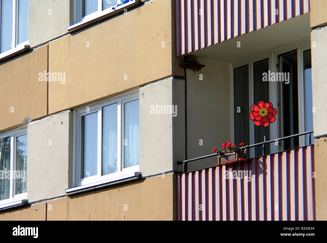3 story high hi-res stock photography and images - Alamy