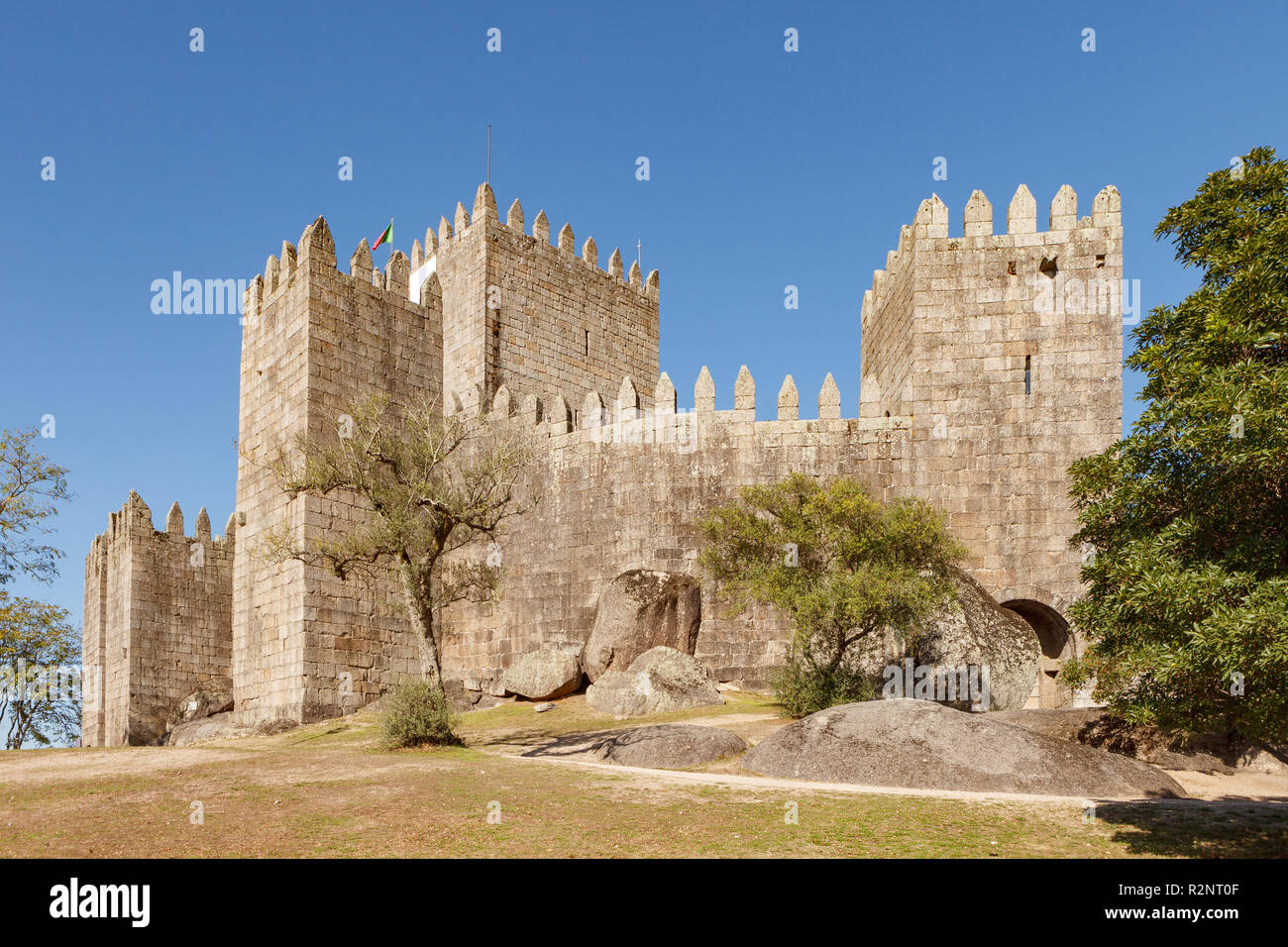 Guimaraes Castle (Castelo de Guimaraes). Guimaraes, Portugal Stock ...