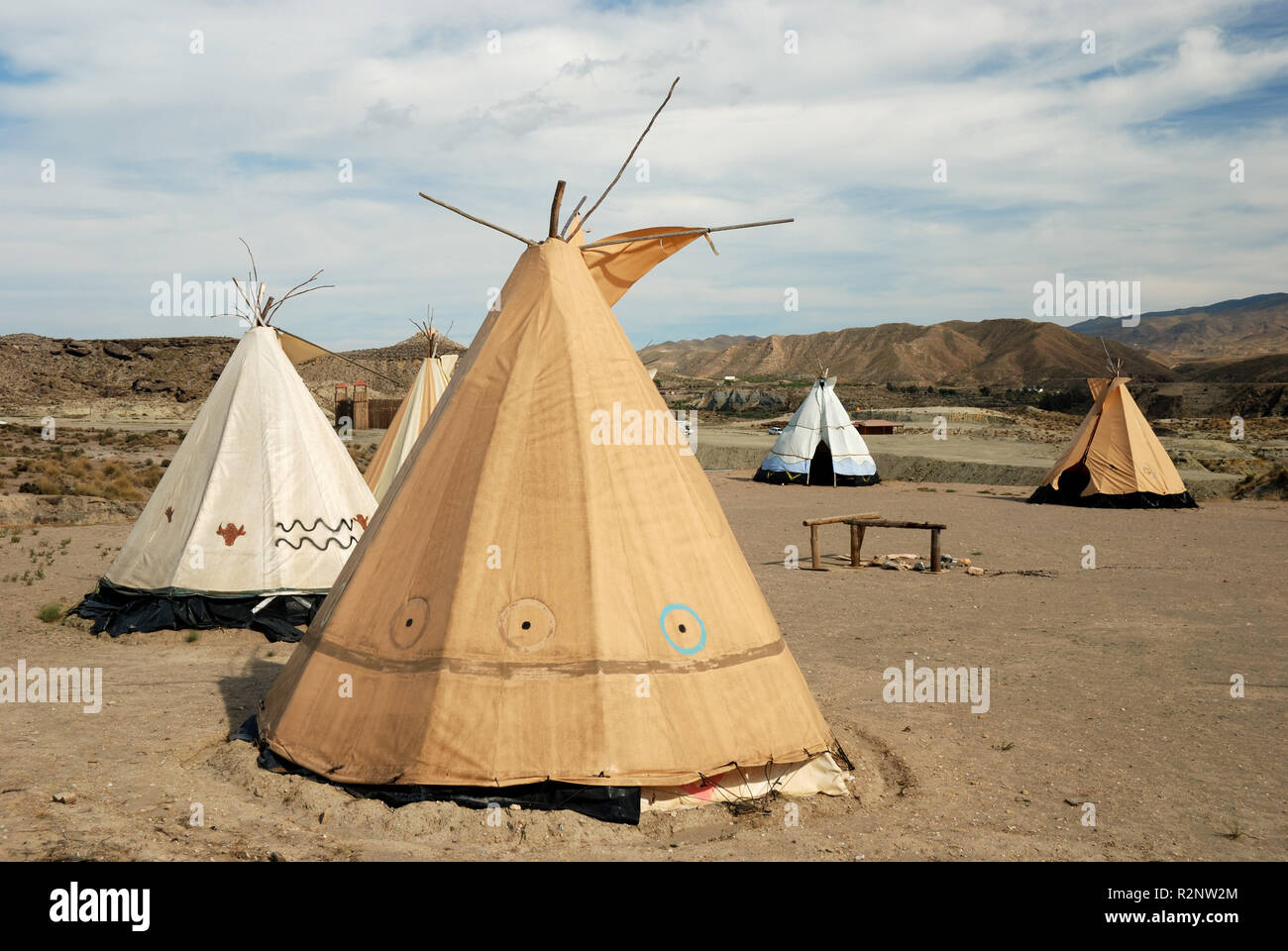 tipi - traditional tepees Stock Photo - Alamy