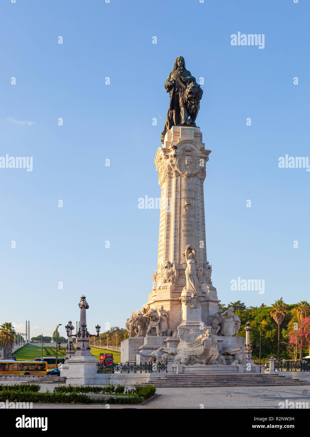 Estatua do marques de pombal hi-res stock photography and images - Alamy