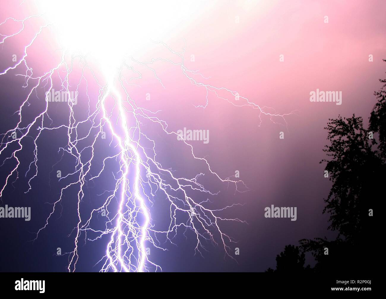 Lightning discharge hi-res stock photography and images - Alamy