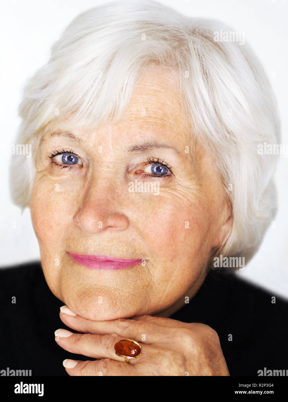 senior,face in close-up Stock Photo - Alamy